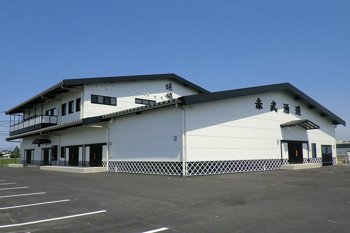 Akabu “Junmai” Sake 720 ml -Tippsy Sake